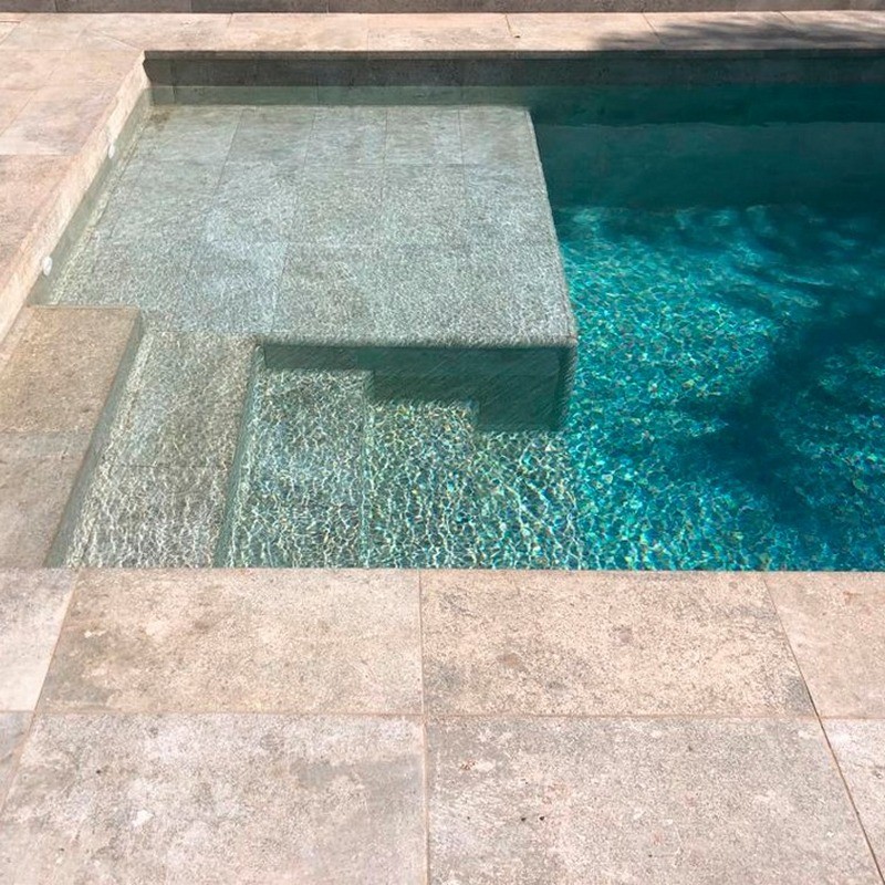 Treaptă de scară antiderapantă din gresie porțelanată Mistery Grey ...